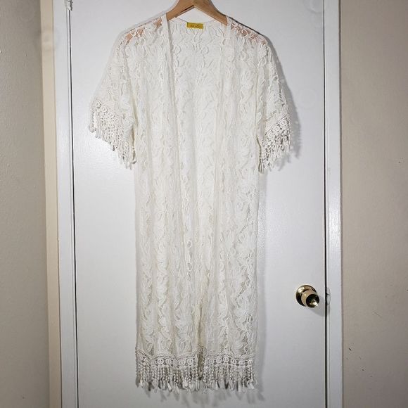 Dee Elle Sweaters Deeelle White Lace Boho Short Sleeve Kimono With Tassle Size M Poshmark
